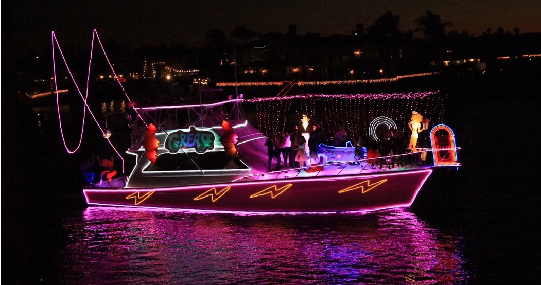 The Best Holiday Boat Parades on Long Island 2025 – Going Local Long Island